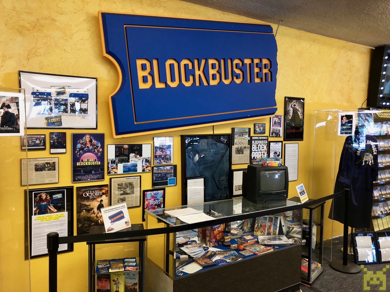 The Last Blockbuster Video - Roadbits